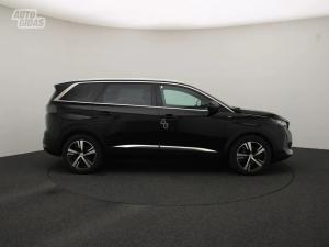 Black Peugeot 5008 2022 in Vilnius, with an engine capacity of 1.50 L and mileage of 180 thousand km for 19599 €, photo 10 on AUTOMOTO.COM.LV