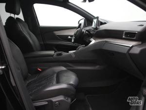 Black Peugeot 5008 2022 in Vilnius, with an engine capacity of 1.50 L and mileage of 180 thousand km for 19599 €, photo 15 on AUTOMOTO.COM.LV