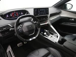 Black Peugeot 5008 2022 in Vilnius, with an engine capacity of 1.50 L and mileage of 180 thousand km for 19599 €, photo 18 on AUTOMOTO.COM.LV