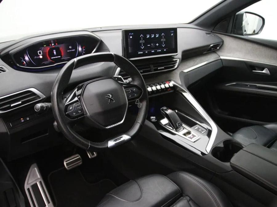 Black Peugeot 5008 2022 in Vilnius, with an engine capacity of 1.50 L and mileage of 180 thousand km for 19599 €, photo 18 on AUTOMOTO.COM.LV