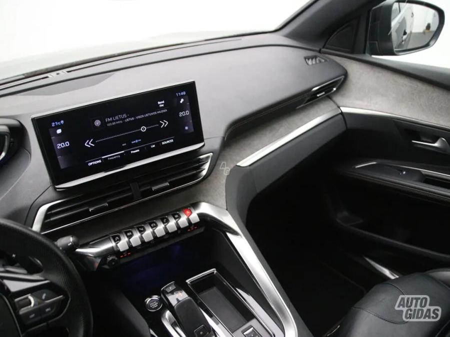 Black Peugeot 5008 2022 in Vilnius, with an engine capacity of 1.50 L and mileage of 180 thousand km for 19599 €, photo 23 on AUTOMOTO.COM.LV