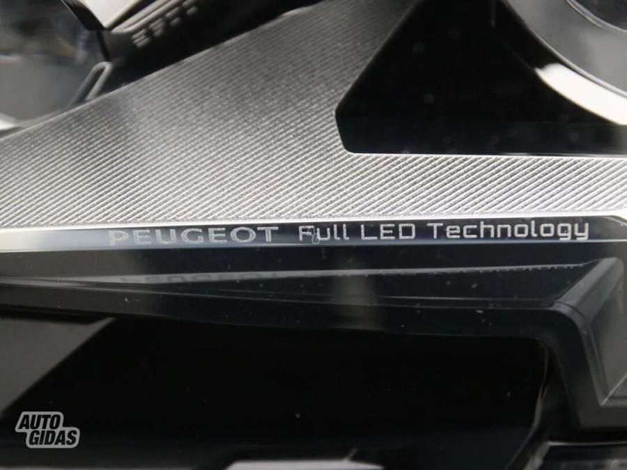 Black Peugeot 5008 2022 in Vilnius, with an engine capacity of 1.50 L and mileage of 180 thousand km for 19599 €, photo 37 on AUTOMOTO.COM.LV