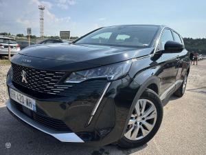 Black Peugeot 5008 2022 in Vilnius, with an engine capacity of 1.20 L and mileage of 177 thousand km for 13914 €, photo  on AUTOMOTO.COM.LV
