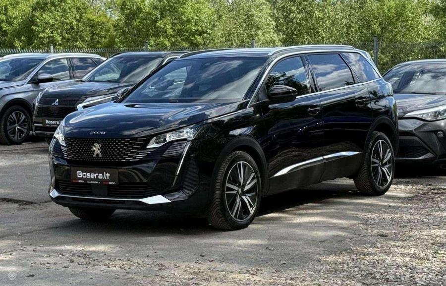 Melns Peugeot 5008 2022 Viļņa, ar dzinēja tilpumu 1.60 L un nobraukumu 181 tūkst. km par 19990 €, foto 1 vietnē AUTOMOTO.COM.LV