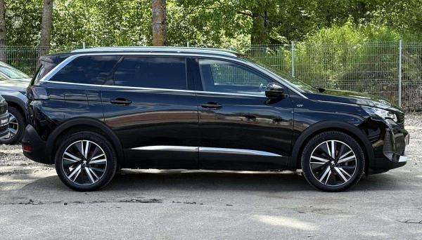 Black Peugeot 5008 2022 in Vilnius, with an engine capacity of 1.60 L and mileage of 181 thousand km for 19990 €, photo 4 on AUTOMOTO.COM.LV