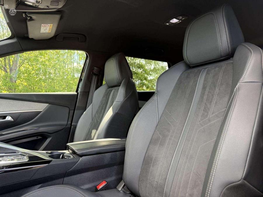 Melns Peugeot 5008 2022 Viļņa, ar dzinēja tilpumu 1.60 L un nobraukumu 181 tūkst. km par 19990 €, foto 16 vietnē AUTOMOTO.COM.LV