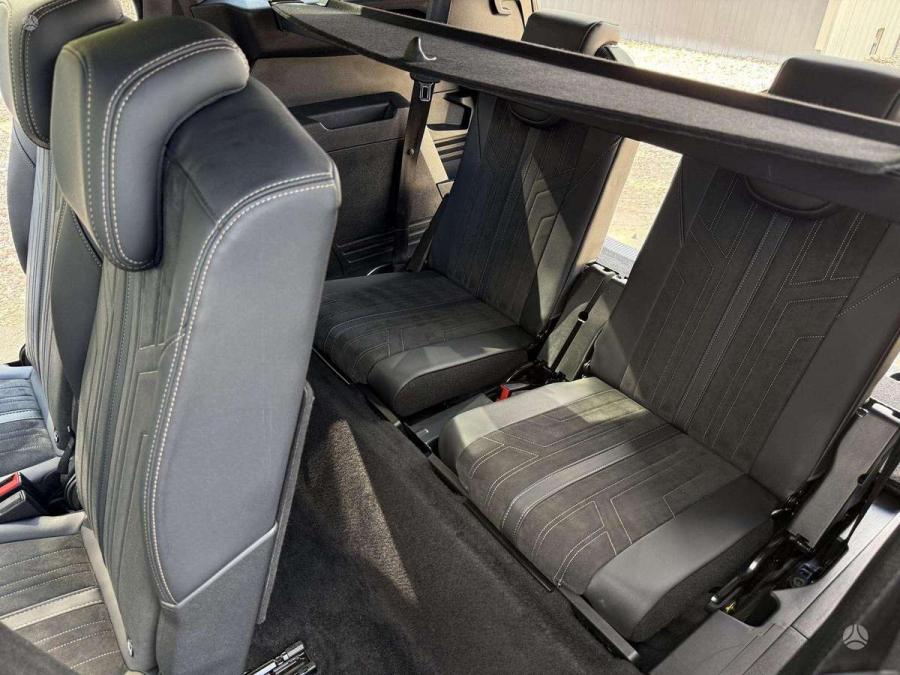 Melns Peugeot 5008 2022 Viļņa, ar dzinēja tilpumu 1.60 L un nobraukumu 181 tūkst. km par 19990 €, foto 19 vietnē AUTOMOTO.COM.LV