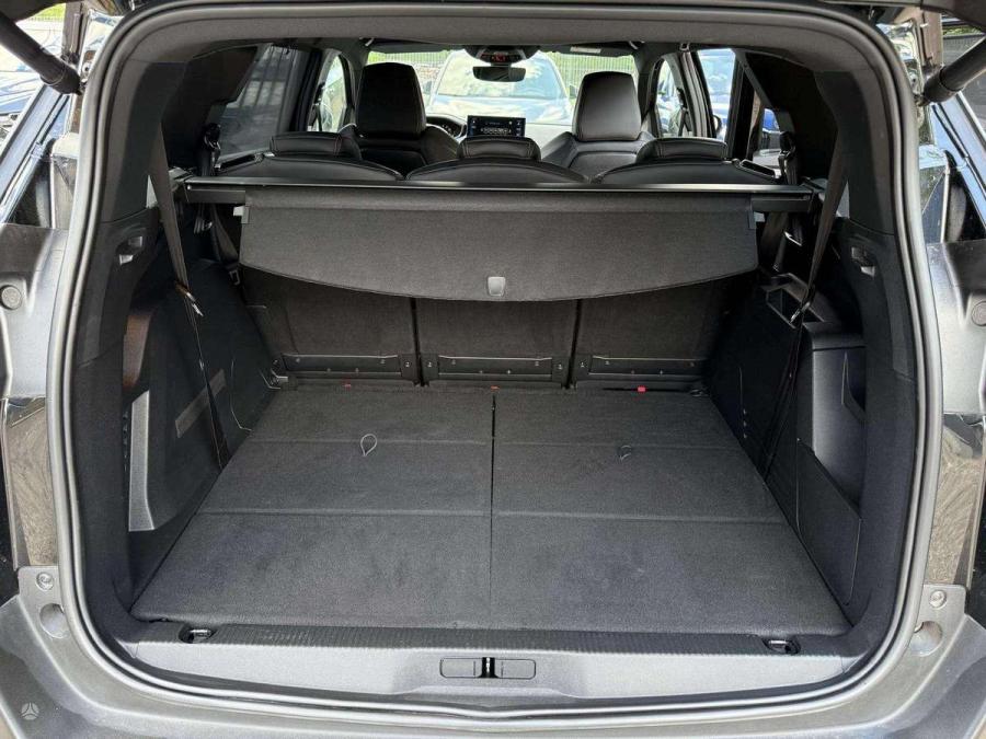 Melns Peugeot 5008 2022 Viļņa, ar dzinēja tilpumu 1.60 L un nobraukumu 181 tūkst. km par 19990 €, foto 20 vietnē AUTOMOTO.COM.LV