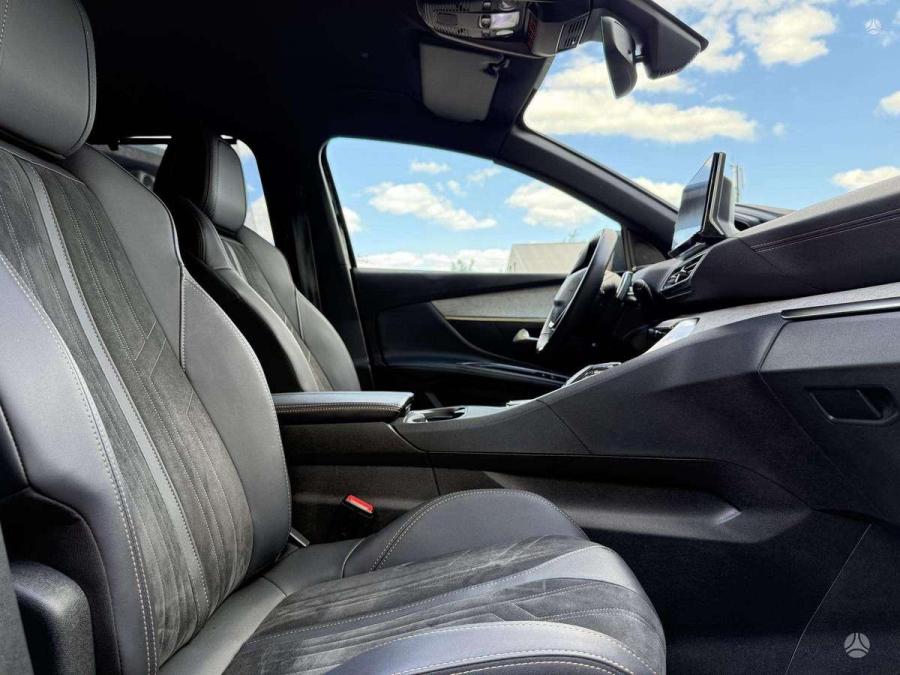 Melns Peugeot 5008 2022 Viļņa, ar dzinēja tilpumu 1.60 L un nobraukumu 181 tūkst. km par 19990 €, foto 23 vietnē AUTOMOTO.COM.LV