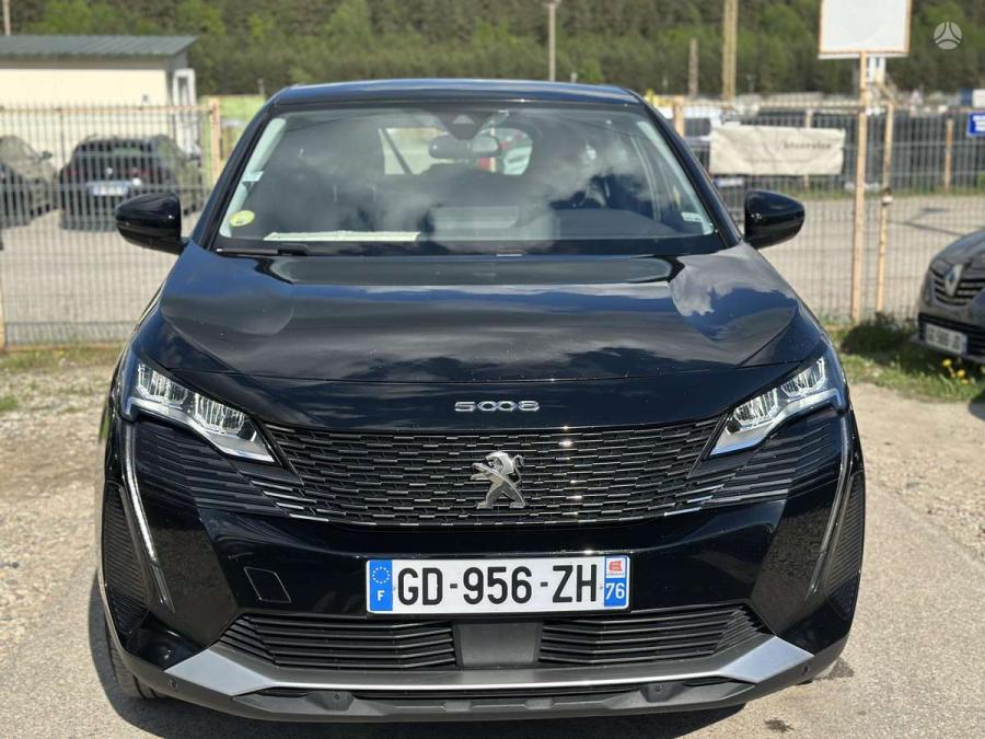 Черный Пежо 5008 2022 в Вильнюс, объемом двигателя 1.50 л и пробегом 187 тыс. км за 13914 €, фото 3 на AUTOMOTO.COM.LV