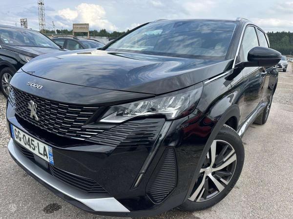 Black Peugeot 5008 2022 in Vilnius, with an engine capacity of 1.50 L and mileage of 158 thousand km for 15487 €, photo 1 on AUTOMOTO.COM.LV