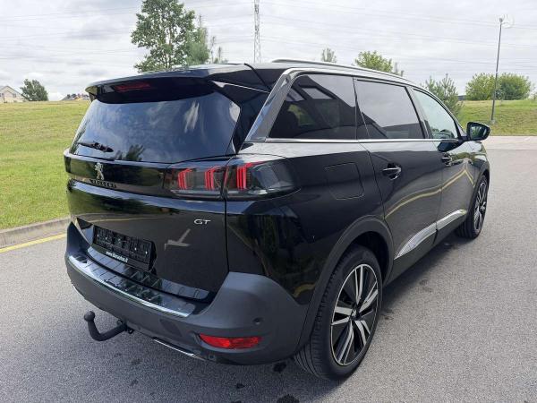 Black Peugeot 5008 2022 in Kaunas, with an engine capacity of 1.60 L and mileage of 198 thousand km for 19500 €, photo 8 on AUTOMOTO.COM.LV
