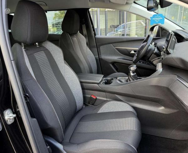 Black Peugeot 5008 2022 in Kaunas, with an engine capacity of 1.20 L and mileage of 199 thousand km for 12900 €, photo 10 on AUTOMOTO.COM.LV