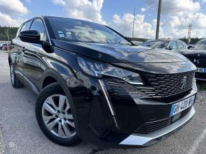 Black Peugeot 5008 2022 in Vilnius, with an engine capacity of 1.20 L and mileage of 172 thousand km for 13914 €, photo 4 on AUTOMOTO.COM.LV