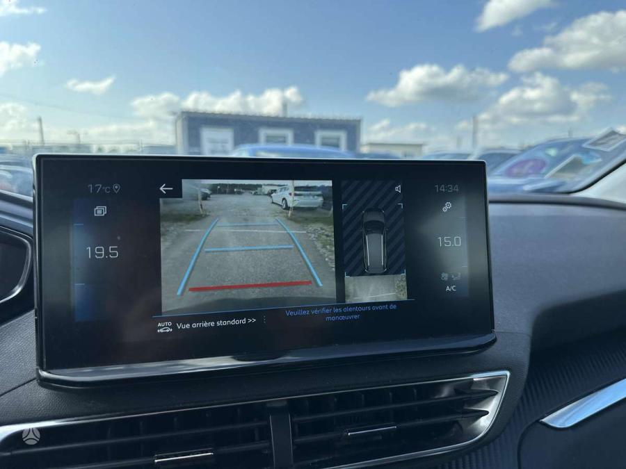 Black Peugeot 5008 2022 in Vilnius, with an engine capacity of 1.20 L and mileage of 172 thousand km for 13914 €, photo 14 on AUTOMOTO.COM.LV