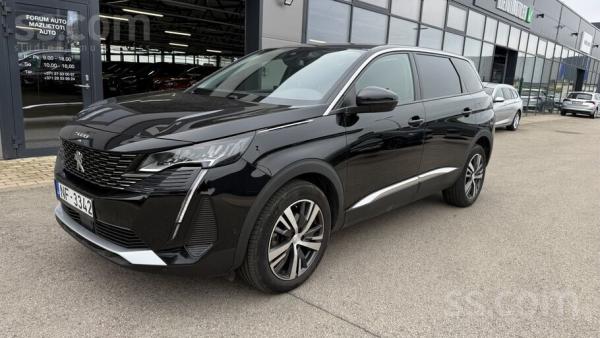 Melns Peugeot 5008 2022 Rīga, ar dzinēja tilpumu 1.50 L un nobraukumu 80 tūkst. km par 19900 €, foto 1 vietnē AUTOMOTO.COM.LV