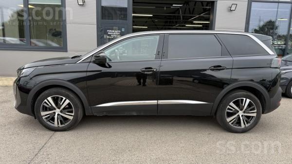 Melns Peugeot 5008 2022 Rīga, ar dzinēja tilpumu 1.50 L un nobraukumu 80 tūkst. km par 19900 €, foto 3 vietnē AUTOMOTO.COM.LV
