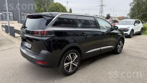 Melns Peugeot 5008 2022 Rīga, ar dzinēja tilpumu 1.50 L un nobraukumu 80 tūkst. km par 19900 €, foto 6 vietnē AUTOMOTO.COM.LV