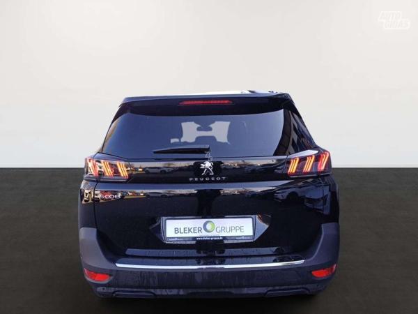 Black Peugeot 5008 2023 in Kaunas, with an engine capacity of 1.20 L and mileage of 15 thousand km for 26499 €, photo 5 on AUTOMOTO.COM.LV