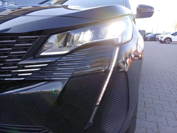 Black Peugeot 5008 2023 in Kaunas, with an engine capacity of 1.20 L and mileage of 15 thousand km for 26499 €, photo 10 on AUTOMOTO.COM.LV