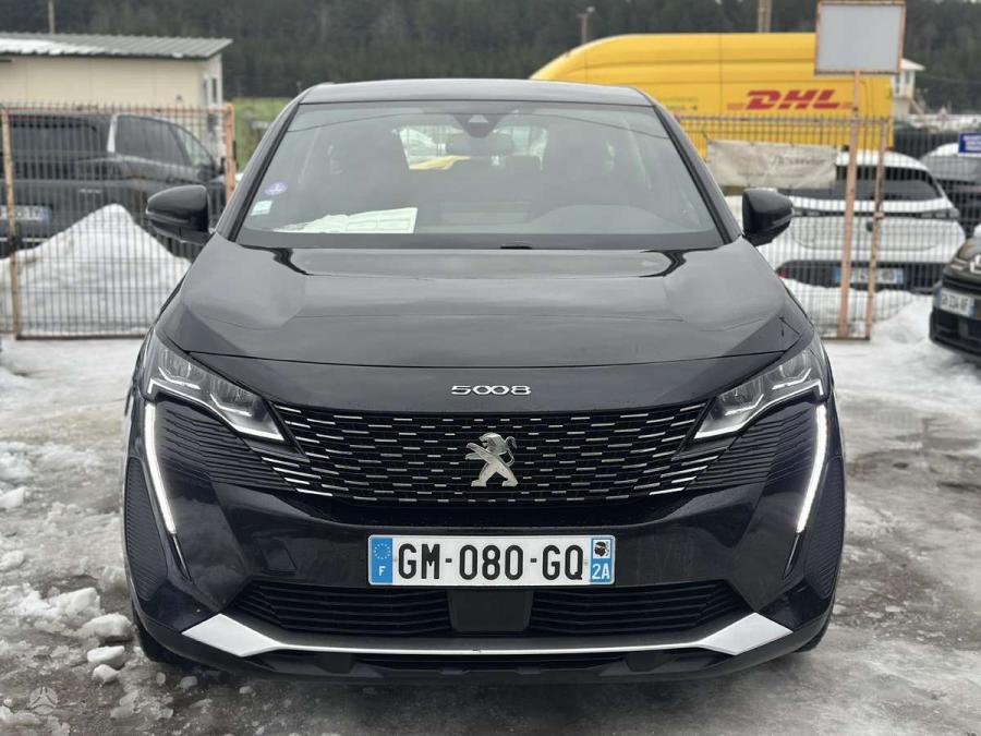 Black Peugeot 5008 2023 in Vilnius, with an engine capacity of 1.20 L and mileage of 146 thousand km for 14519 €, photo 2 on AUTOMOTO.COM.LV