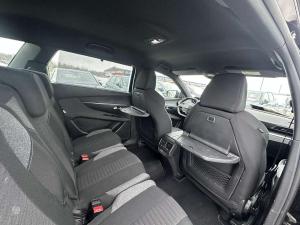 Black Peugeot 5008 2023 in Vilnius, with an engine capacity of 1.20 L and mileage of 146 thousand km for 14519 €, photo 20 on AUTOMOTO.COM.LV