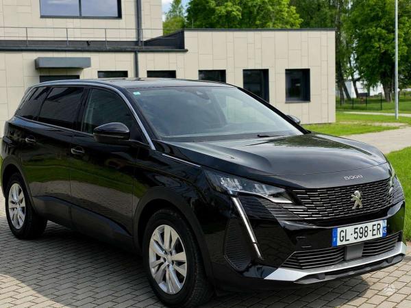 Black Peugeot 5008 2023 in Taurage, with an engine capacity of 1.50 L and mileage of 189 thousand km for 14800 €, photo 3 on AUTOMOTO.COM.LV