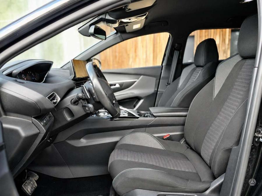 Black Peugeot 5008 2023 in Taurage, with an engine capacity of 1.50 L and mileage of 189 thousand km for 14800 €, photo 18 on AUTOMOTO.COM.LV