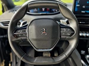 Black Peugeot 5008 2023 in Taurage, with an engine capacity of 1.50 L and mileage of 189 thousand km for 14800 €, photo 20 on AUTOMOTO.COM.LV