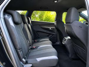 Black Peugeot 5008 2023 in Taurage, with an engine capacity of 1.50 L and mileage of 189 thousand km for 14800 €, photo 33 on AUTOMOTO.COM.LV