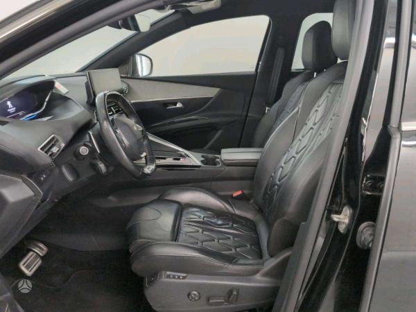 Черный Пежо 5008 2023 в Вильнюс, объемом двигателя 1.50 л и пробегом 197 тыс. км за 21300 €, фото 6 на AUTOMOTO.COM.LV