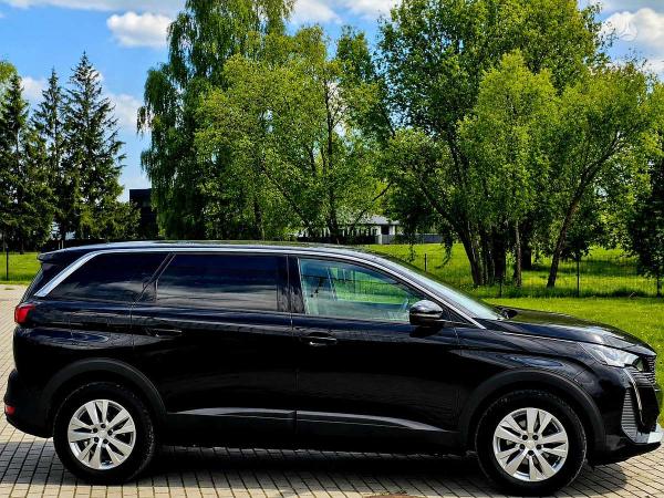 Черный Пежо 5008 2023 в Таураге, объемом двигателя 1.50 л и пробегом 189 тыс. км за 14800 €, фото 4 на AUTOMOTO.COM.LV