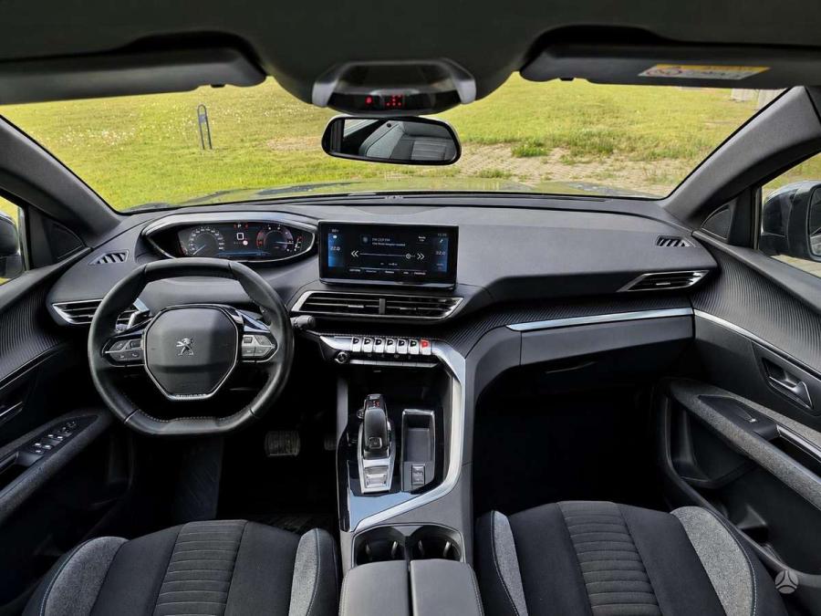Melns Peugeot 5008 2023 Tauragė, ar dzinēja tilpumu 1.50 L un nobraukumu 189 tūkst. km par 14800 €, foto 17 vietnē AUTOMOTO.COM.LV
