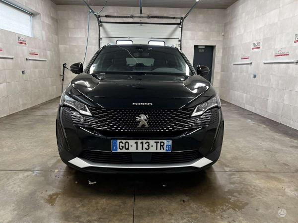Melns Peugeot 5008 2023 Marijampole, ar dzinēja tilpumu 1.20 L un nobraukumu 80 tūkst. km par 20328 €, foto 2 vietnē AUTOMOTO.COM.LV