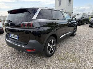 Melns Peugeot 5008 2023 Marijampole, ar dzinēja tilpumu 1.20 L un nobraukumu 146 tūkst. km par 21169 €, foto 12 vietnē AUTOMOTO.COM.LV
