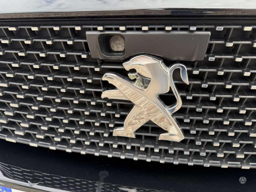 Melns Peugeot 5008 2023 Marijampole, ar dzinēja tilpumu 1.20 L un nobraukumu 146 tūkst. km par 21169 €, foto 20 vietnē AUTOMOTO.COM.LV