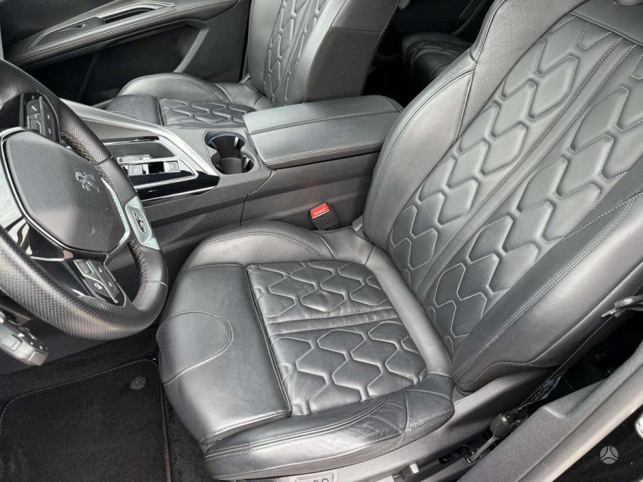 Melns Peugeot 5008 2023 Marijampole, ar dzinēja tilpumu 1.20 L un nobraukumu 146 tūkst. km par 21169 €, foto 24 vietnē AUTOMOTO.COM.LV