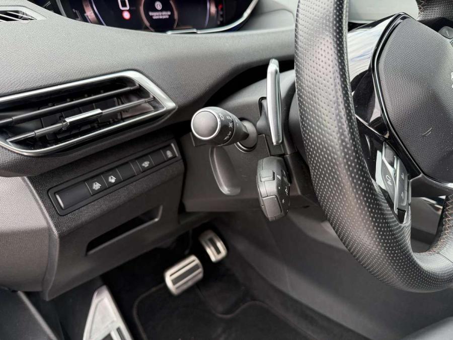 Melns Peugeot 5008 2023 Marijampole, ar dzinēja tilpumu 1.20 L un nobraukumu 146 tūkst. km par 21169 €, foto 25 vietnē AUTOMOTO.COM.LV