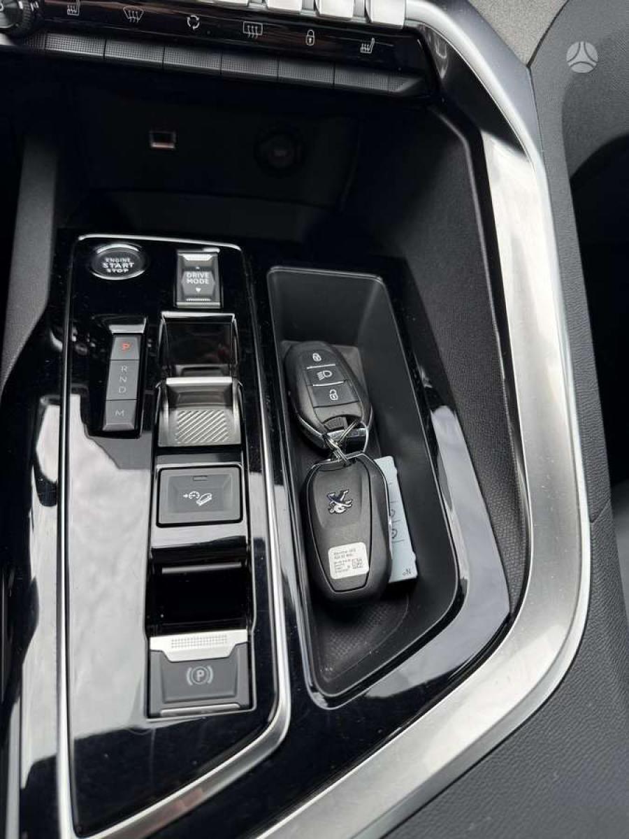 Melns Peugeot 5008 2023 Marijampole, ar dzinēja tilpumu 1.20 L un nobraukumu 146 tūkst. km par 21169 €, foto 28 vietnē AUTOMOTO.COM.LV