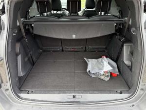 Melns Peugeot 5008 2023 Marijampole, ar dzinēja tilpumu 1.20 L un nobraukumu 146 tūkst. km par 21169 €, foto 41 vietnē AUTOMOTO.COM.LV