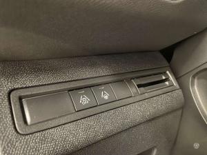 Melns Peugeot 5008 2023 Marijampole, ar dzinēja tilpumu 1.20 L un nobraukumu 44 tūkst. km par 22748 €, foto 18 vietnē AUTOMOTO.COM.LV