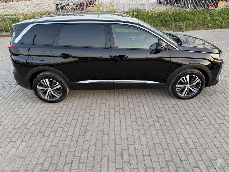 Melns Peugeot 5008 2023 Marijampole, ar dzinēja tilpumu 1.20 L un nobraukumu 126 tūkst. km par 17545 €, foto 9 vietnē AUTOMOTO.COM.LV