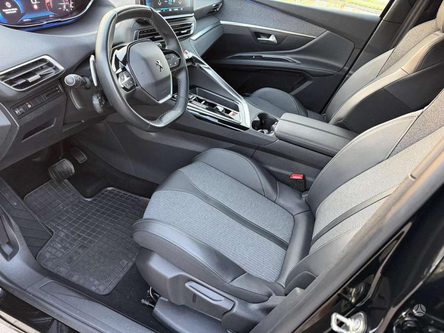 Melns Peugeot 5008 2023 Marijampole, ar dzinēja tilpumu 1.20 L un nobraukumu 126 tūkst. km par 17545 €, foto 22 vietnē AUTOMOTO.COM.LV