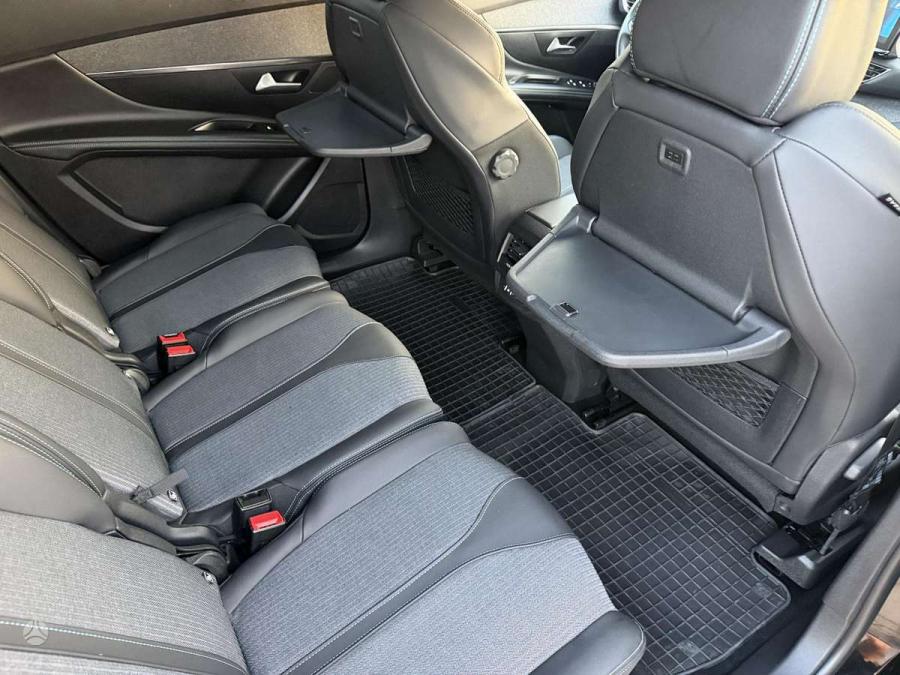 Melns Peugeot 5008 2023 Marijampole, ar dzinēja tilpumu 1.20 L un nobraukumu 126 tūkst. km par 17545 €, foto 30 vietnē AUTOMOTO.COM.LV