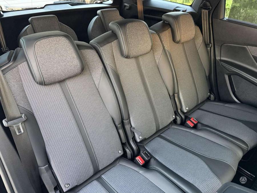 Melns Peugeot 5008 2023 Marijampole, ar dzinēja tilpumu 1.20 L un nobraukumu 126 tūkst. km par 17545 €, foto 31 vietnē AUTOMOTO.COM.LV