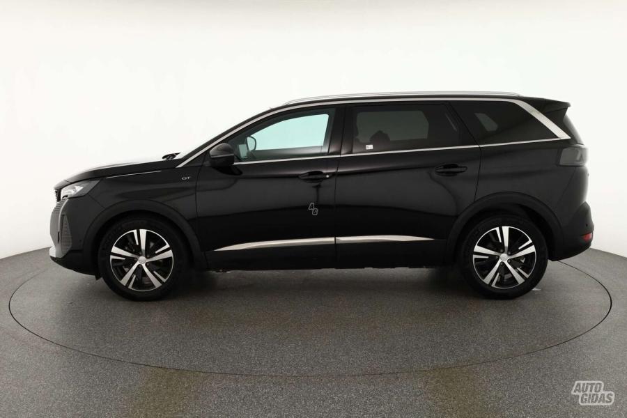 Black Peugeot 5008 2024 in Kaunas, with an engine capacity of 1.20 L and mileage of 20 thousand km for 32175 €, photo 2 on AUTOMOTO.COM.LV