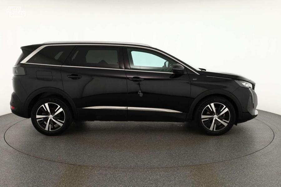 Black Peugeot 5008 2024 in Kaunas, with an engine capacity of 1.20 L and mileage of 20 thousand km for 32175 €, photo 6 on AUTOMOTO.COM.LV