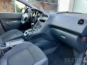 Melns Peugeot 5008 2009 Rīga, ar dzinēja tilpumu 1.60 L un nobraukumu 280 tūkst. km par 3900 €, foto 12 vietnē AUTOMOTO.COM.LV