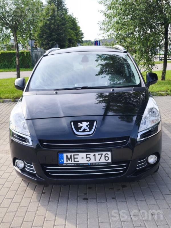 Melns Peugeot 5008 2009 Liepāja, ar dzinēja tilpumu 1.60 L un nobraukumu 268 tūkst. km par 2400 €, foto 3 vietnē AUTOMOTO.COM.LV