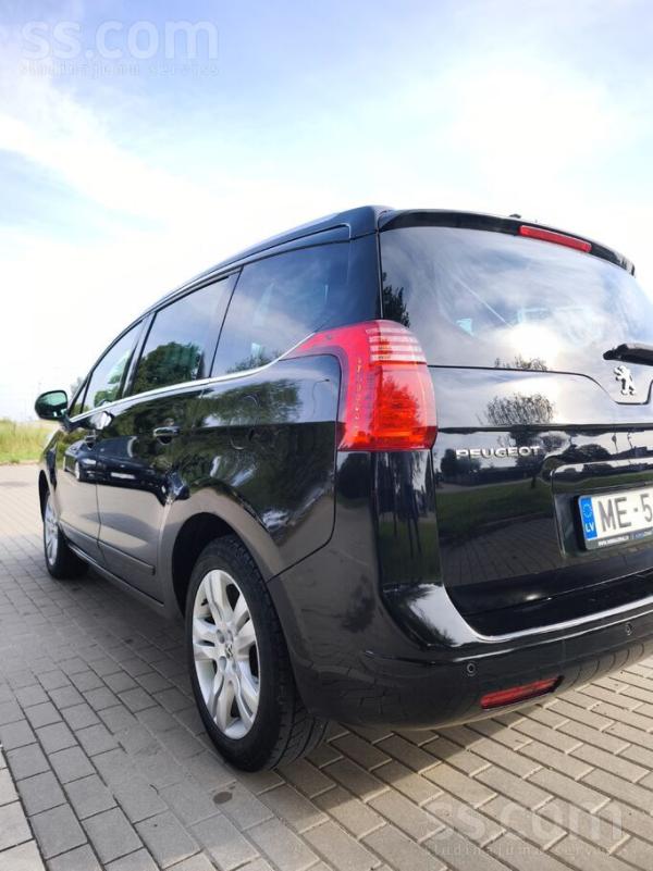 Melns Peugeot 5008 2009 Liepāja, ar dzinēja tilpumu 1.60 L un nobraukumu 268 tūkst. km par 2400 €, foto 5 vietnē AUTOMOTO.COM.LV